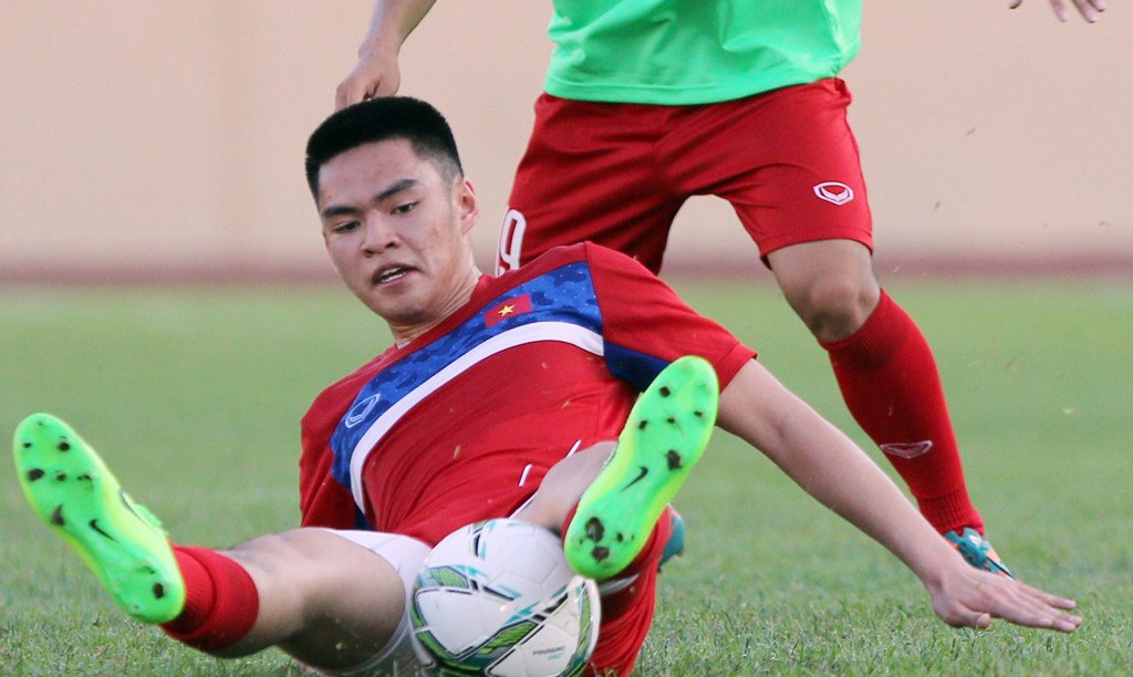 Vì sao cầu thủ Việt kiều Tony Tuấn Anh bị loại khỏi U20 Việt Nam? | Báo ...