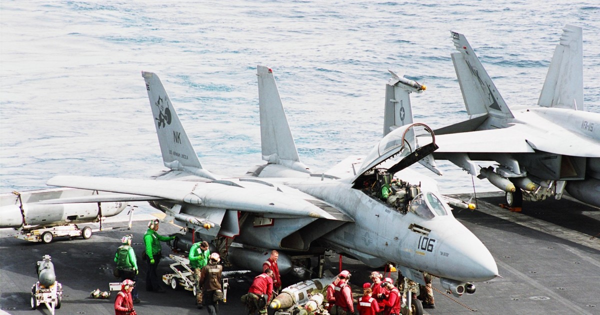 Super Tomcat 21: Mỹ suýt có siêu tiêm kích F-14 Tomcat mạnh hơn F/A-18E ...