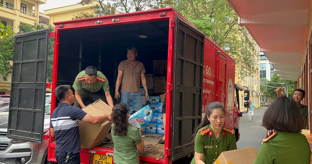 Đề nghị miễn phí qua trạm BOT cho xe chở hàng cứu trợ bão lũ | Báo điện ...