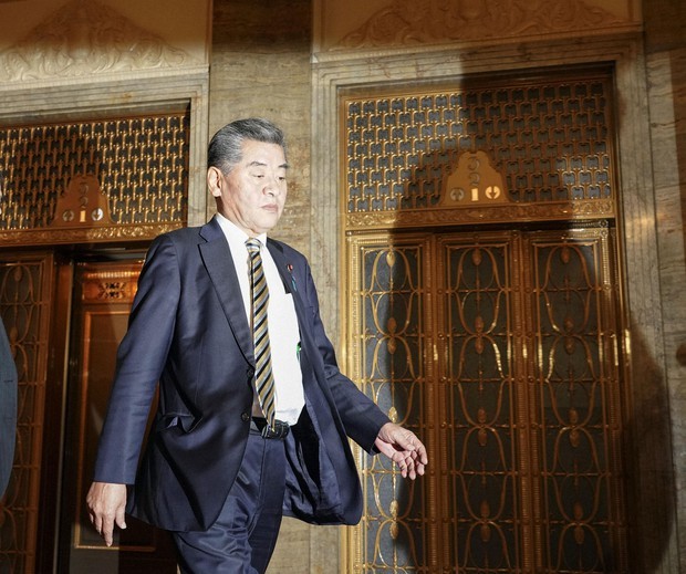 Bị phát hiện trốn thuế, Thứ trưởng Tài chính Nhật Bản đệ đơn từ chức ...