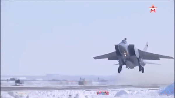 Nga rút toàn bộ tiêm kích MiG-31K trang bị tên lửa siêu thanh Kh-47 tại ...