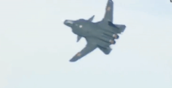 Tiêm kích cánh ngược Su-47 của Sukhoi vì sao chết yểu? | Báo điện tử An ...