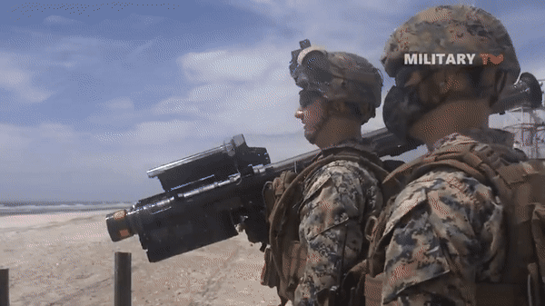 Vì sao tập đoàn Raytheon Mỹ huy động cả nhân viên nghỉ hưu lắp tên lửa ...