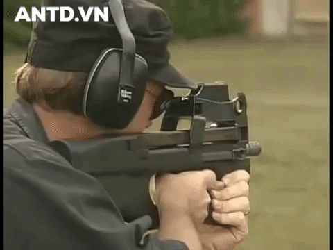 P-90, vũ khí xé áo giáp của mật vụ Mỹ