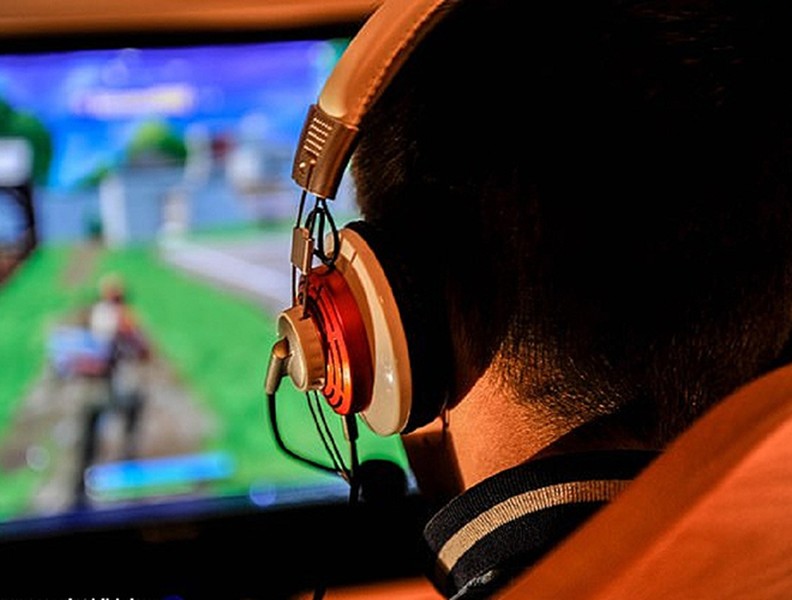 Nghiện game online đã tàn phá sức khỏe con người như thế nào?