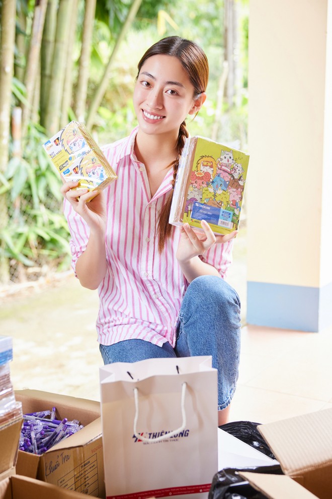 Hoa hậu Lương Thùy Linh mang dự án "Vẽ tương lai" về quê nhà Cao Bằng ...