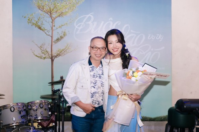 “Nàng thơ” Vy Vy ra mắt album đầu tay "Buộc vào cơn gió" | Báo điện tử ...